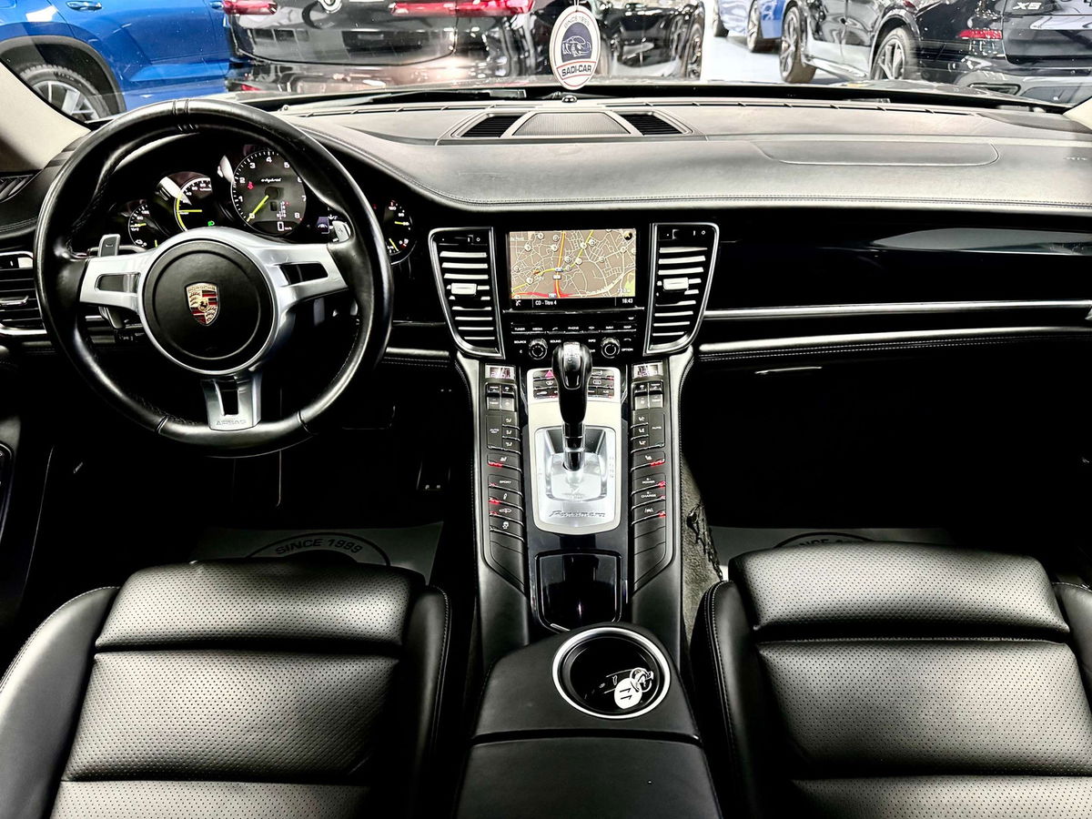 Tweedehands Porsche Panamera in Gilly aan 37.990 € | Gocar.be