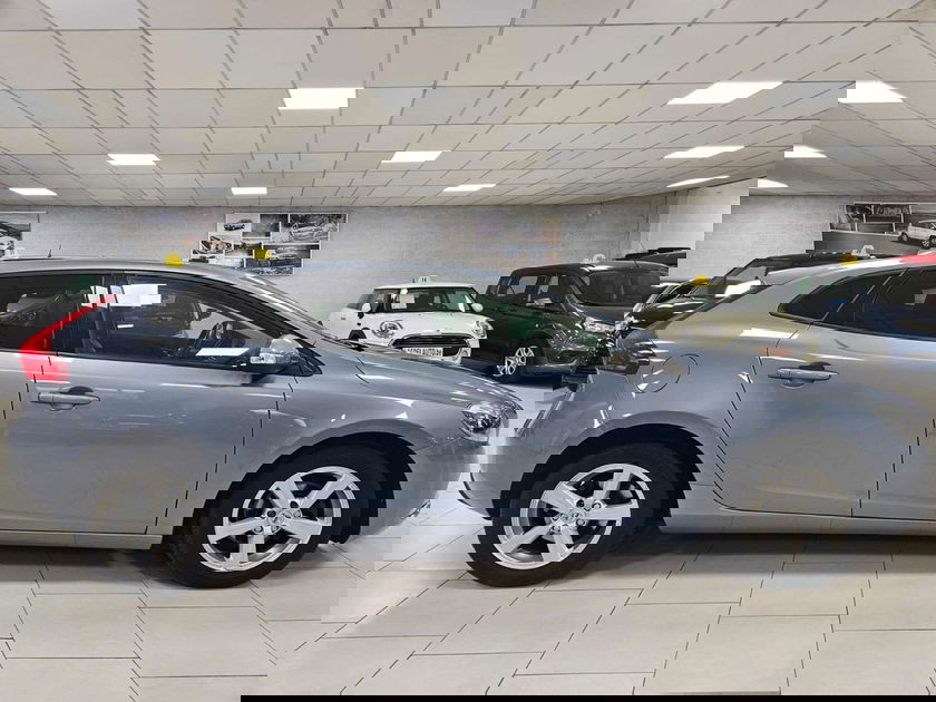 Volvo V40 occasion à Châtelet à 10.990 € | Gocar.be