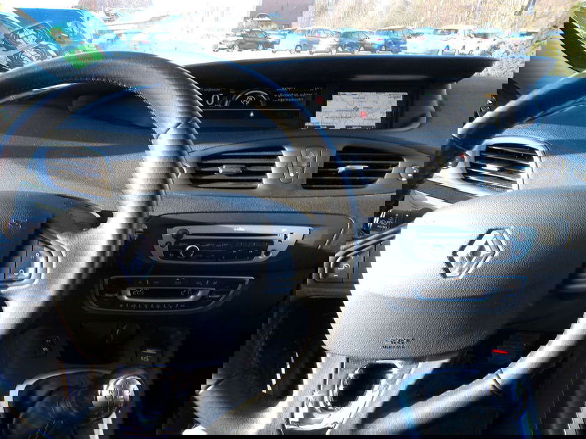 Renault Grand Scenic occasion à Dendermonde à 6.750 € | Gocar.be