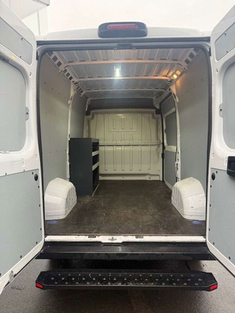 Peugeot Boxer utilitaire à Kalken à 21.499 € | Gocar.be