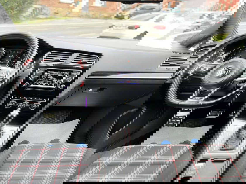 Tweedehands Volkswagen Golf GTI in Arsimont aan 16.990 € | Gocar.be