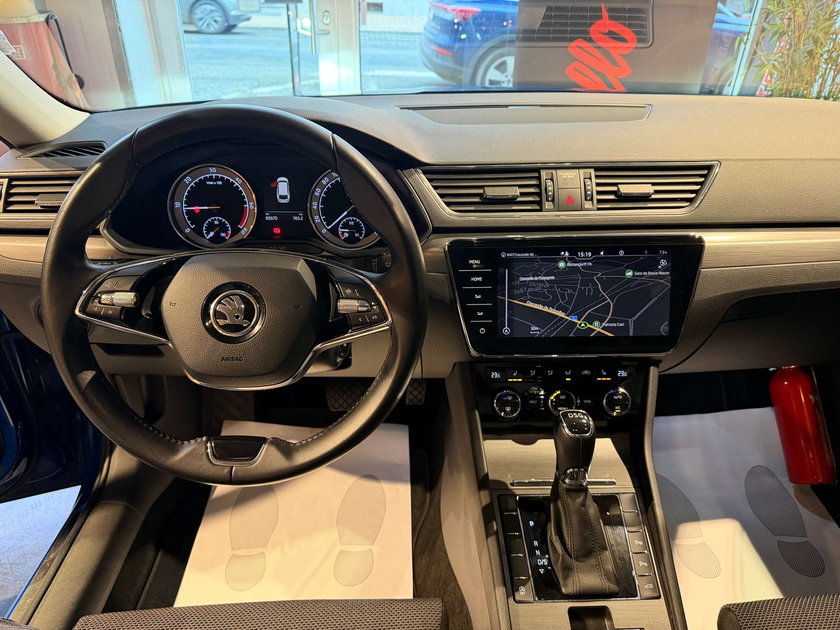 Skoda Superb Combi occasion à Wavre à 20.990 € | Gocar.be